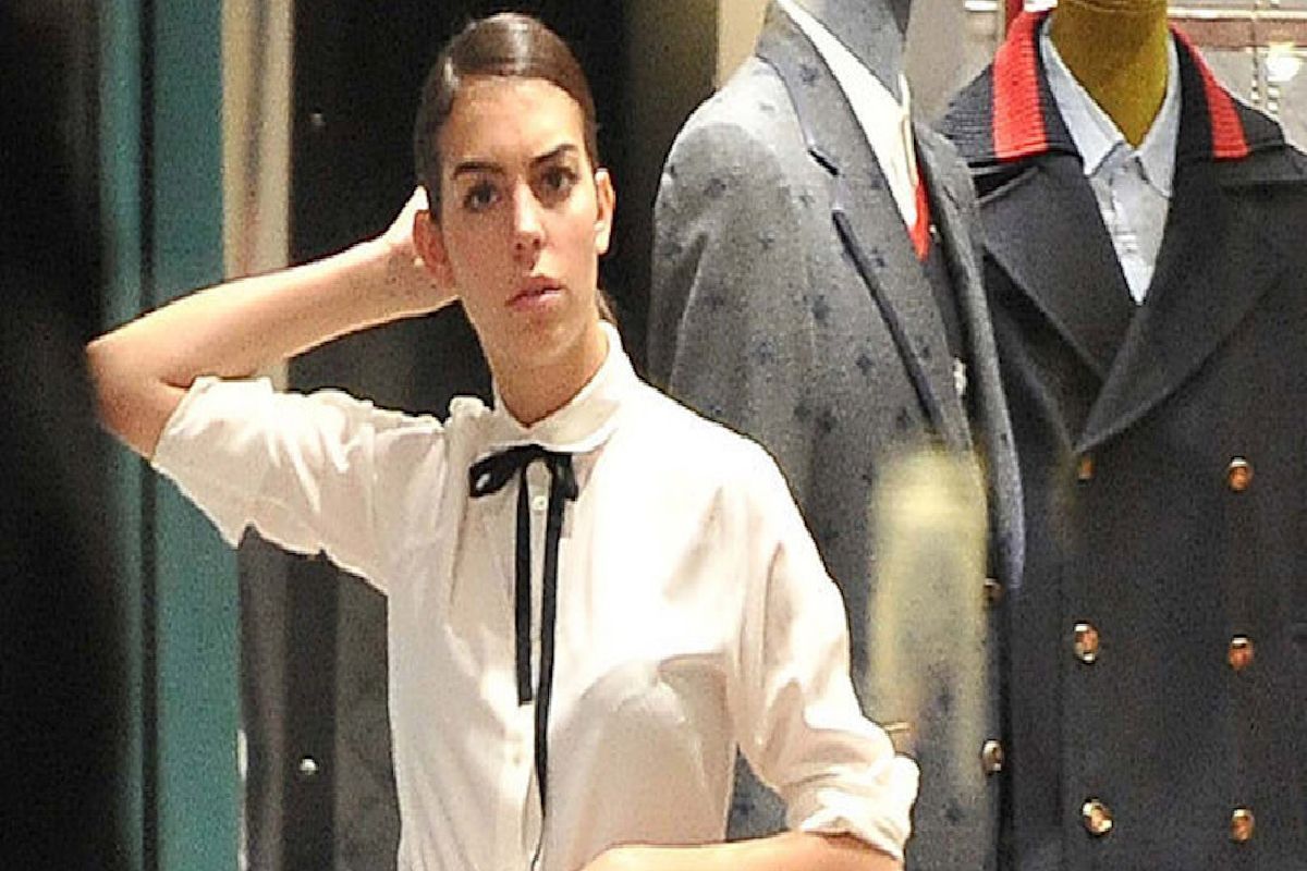 Así era el uniforme de la tienda Gucci que usó Georgina cuando conoció ...