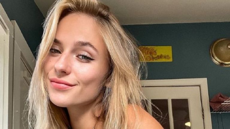 Ni tiene dinero ni es hija única: esta es Johana Chía la hermana menor de Clara Chía Martí ...