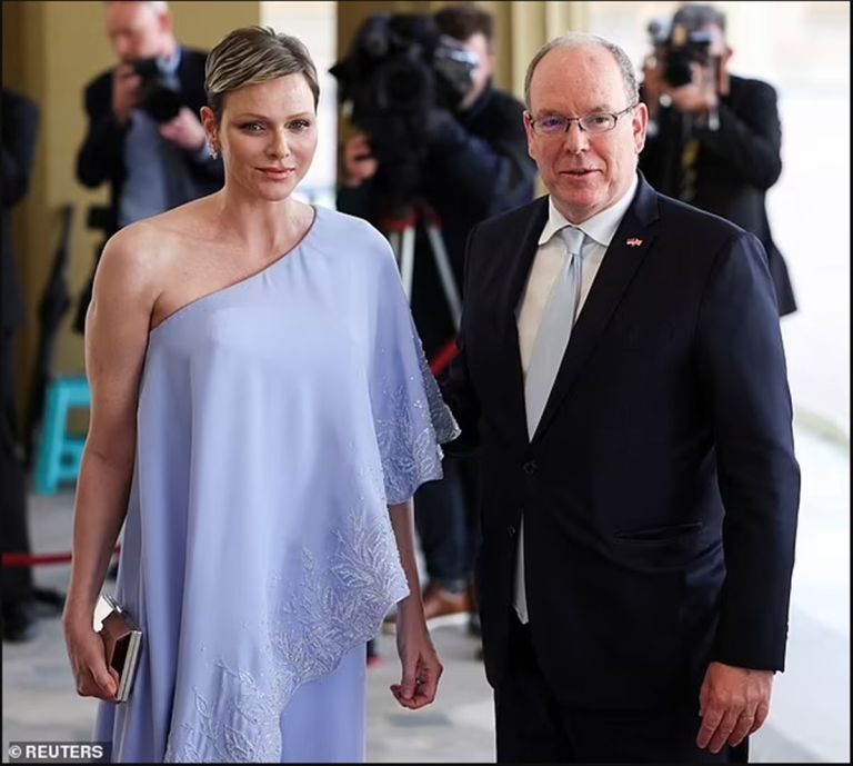 Mira no más: así de bella lució la princesa Charlene en su llegada al ...