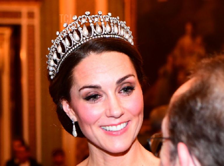 La increíble tiara favorita de Kate Middleton que tiene este grave efecto en su salud: Lady Di ...